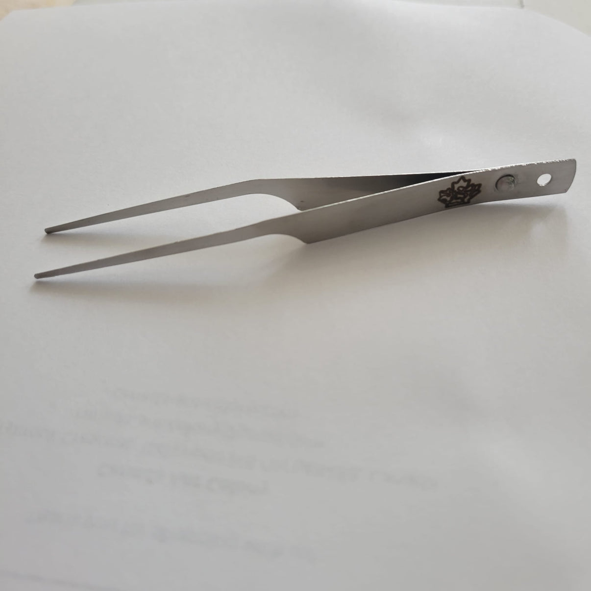 Featherweight Forceps – Canada Ant Colony